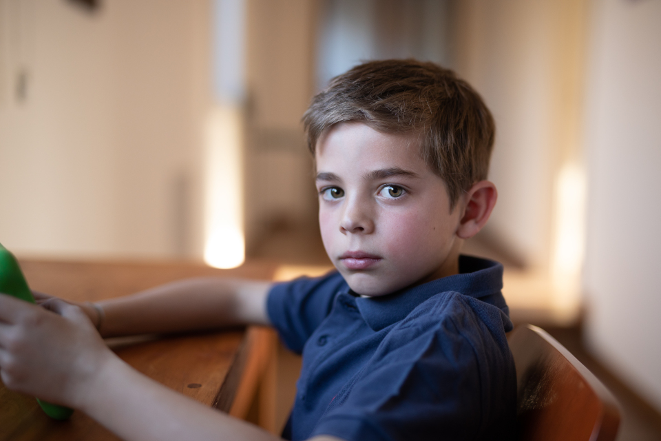 Minder kansen voor kinderen die opgroeien in armoede - Kinderhulp